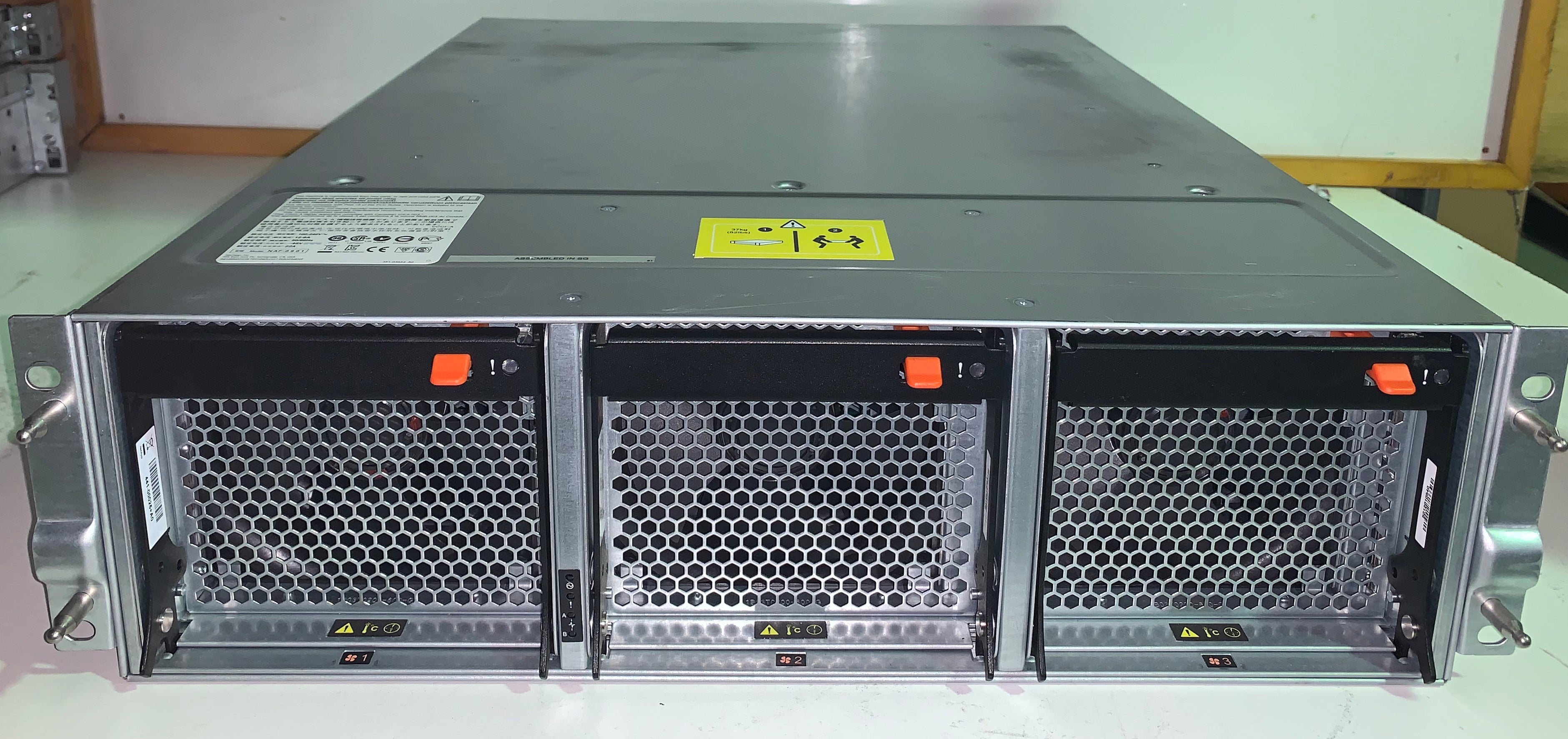 Netapp FAS3210 Filer Head with 2x 111-00585 Controllers – IT Parts 123